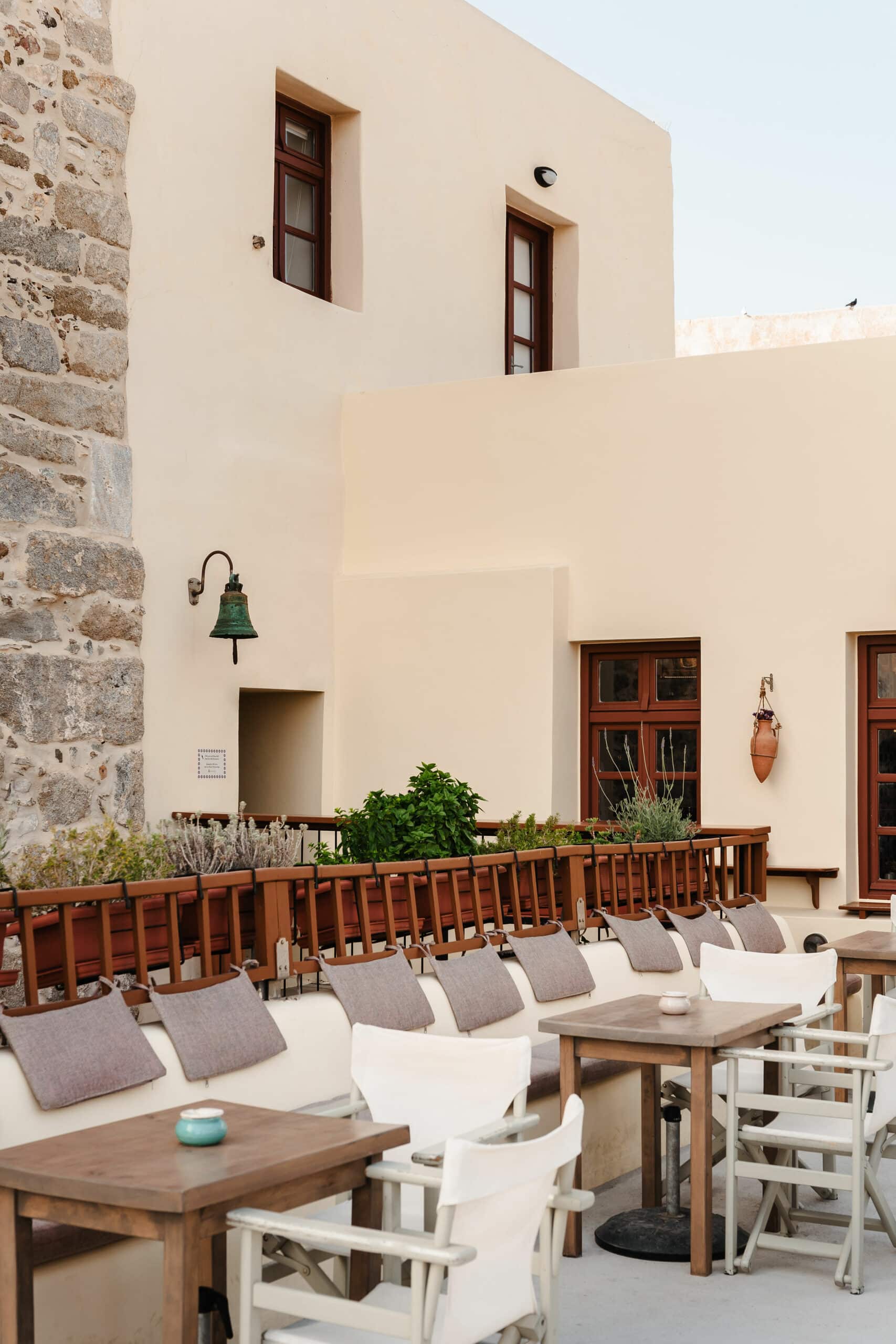 Avaton 1739 | About Us